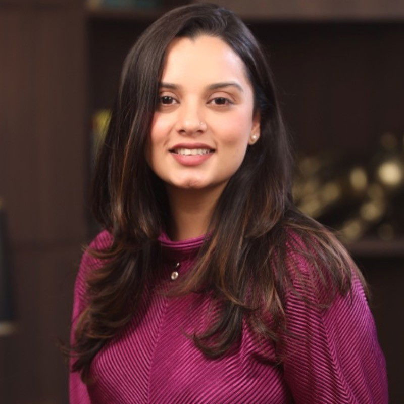 Indian Woman Details 8-Hour Detention at US Airport: Denied Restroom, Forced to Undress ...